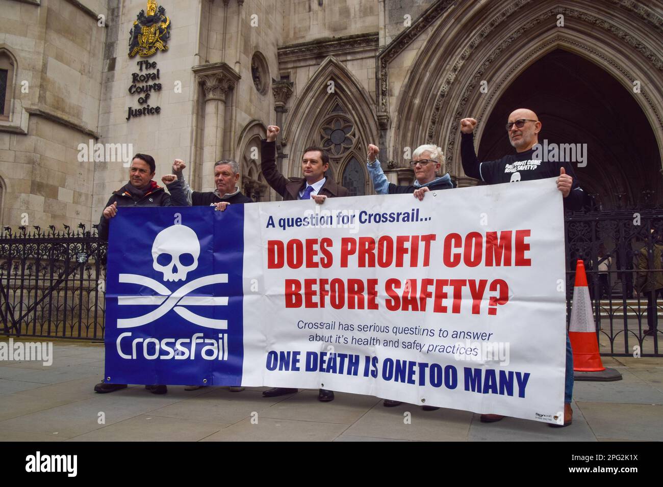 Costain crossrail hi-res stock photography and images - Alamy