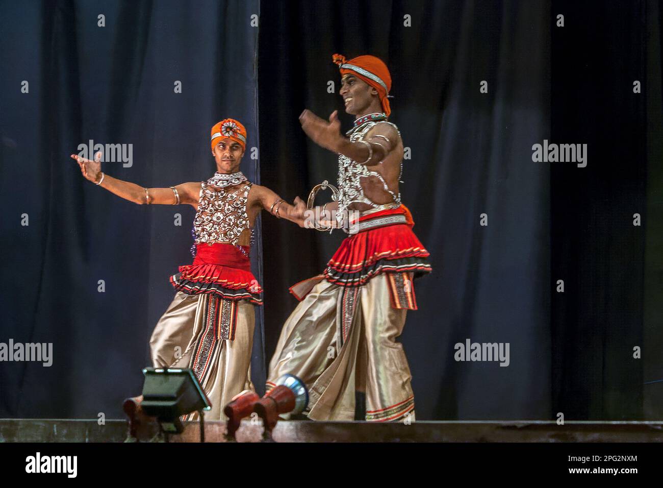 09 08 2007 Art and Culture Dancers in traditional costume, Kandy ...