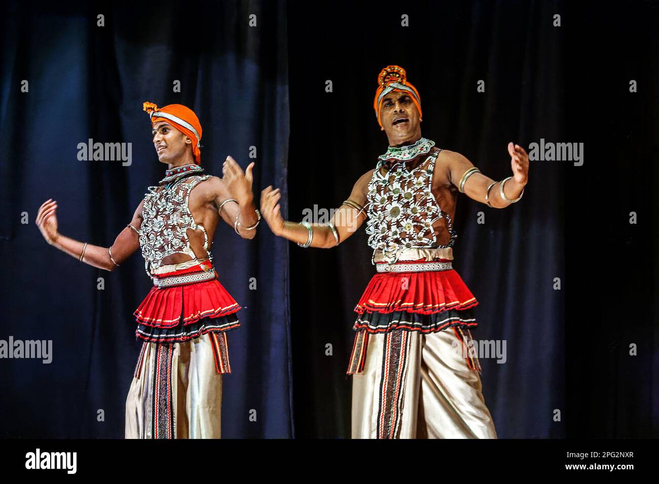 09 08 2007 Art and Culture Dancers in traditional costume, Kandy ...