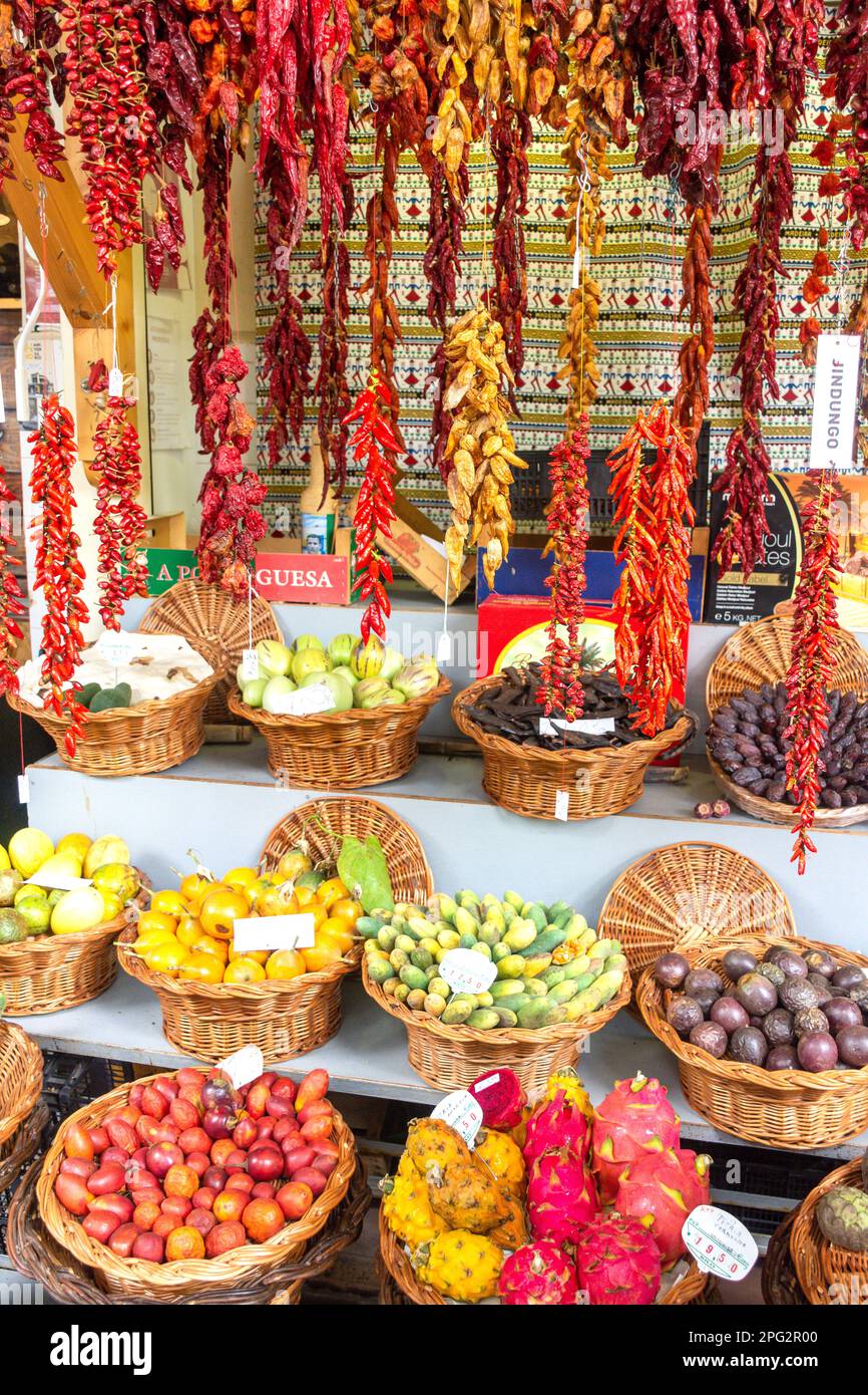 Stall display farmers market hi-res stock photography and images - Alamy