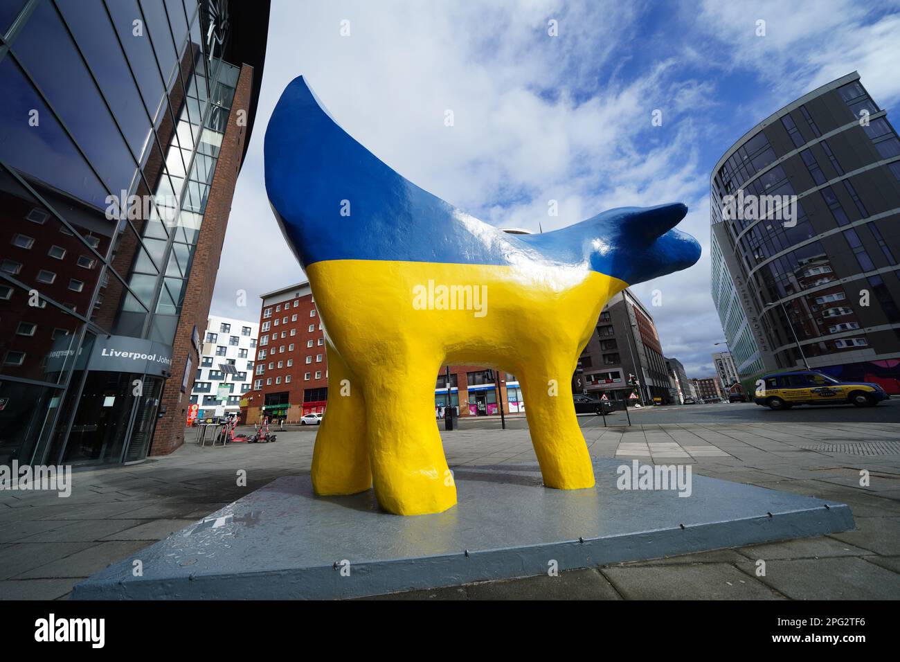 The Superlambanana sculpture outside the Avril Robarts Library of ...