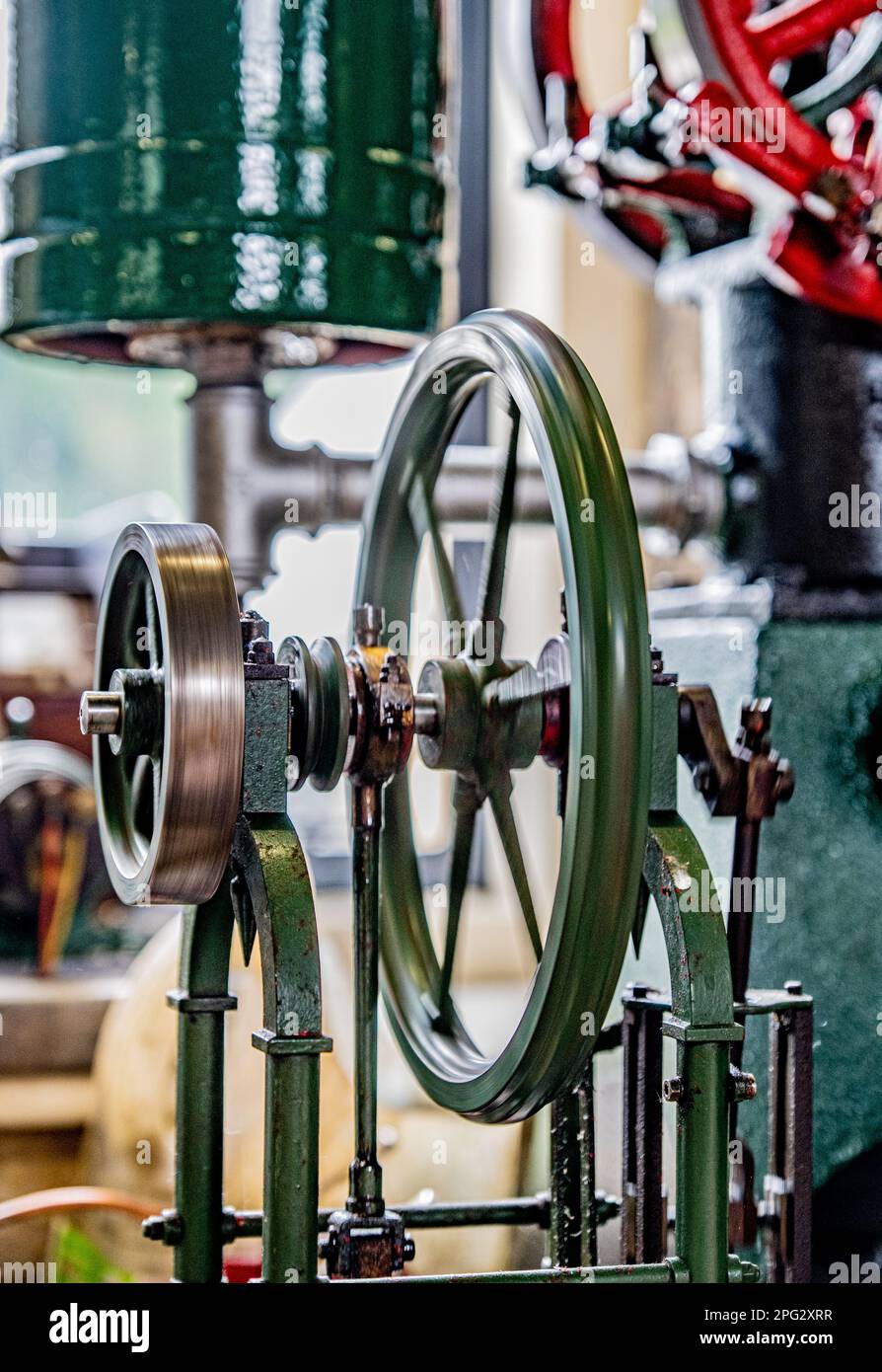 Steam powered textile mill england hi-res stock photography and images ...