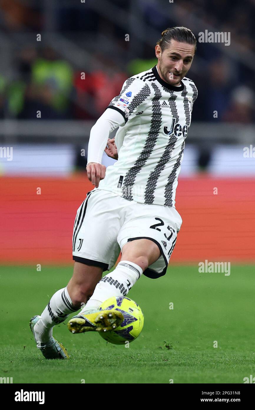Adrien Rabiot of Juventus Fc controls the ball during the Serie A match ...