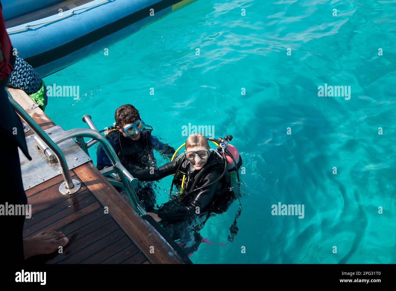 Scuba diving in egypt hi-res stock photography and images - Alamy