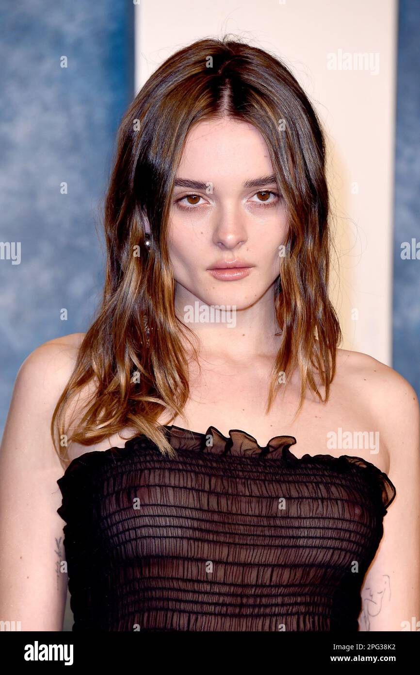 Charlotte Lawrence at the after-party for Vanity Fair Oscar Party ...