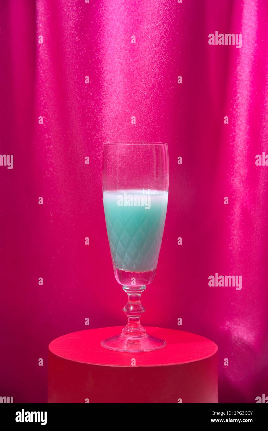 Champagne stirred hi-res stock photography and images - Alamy