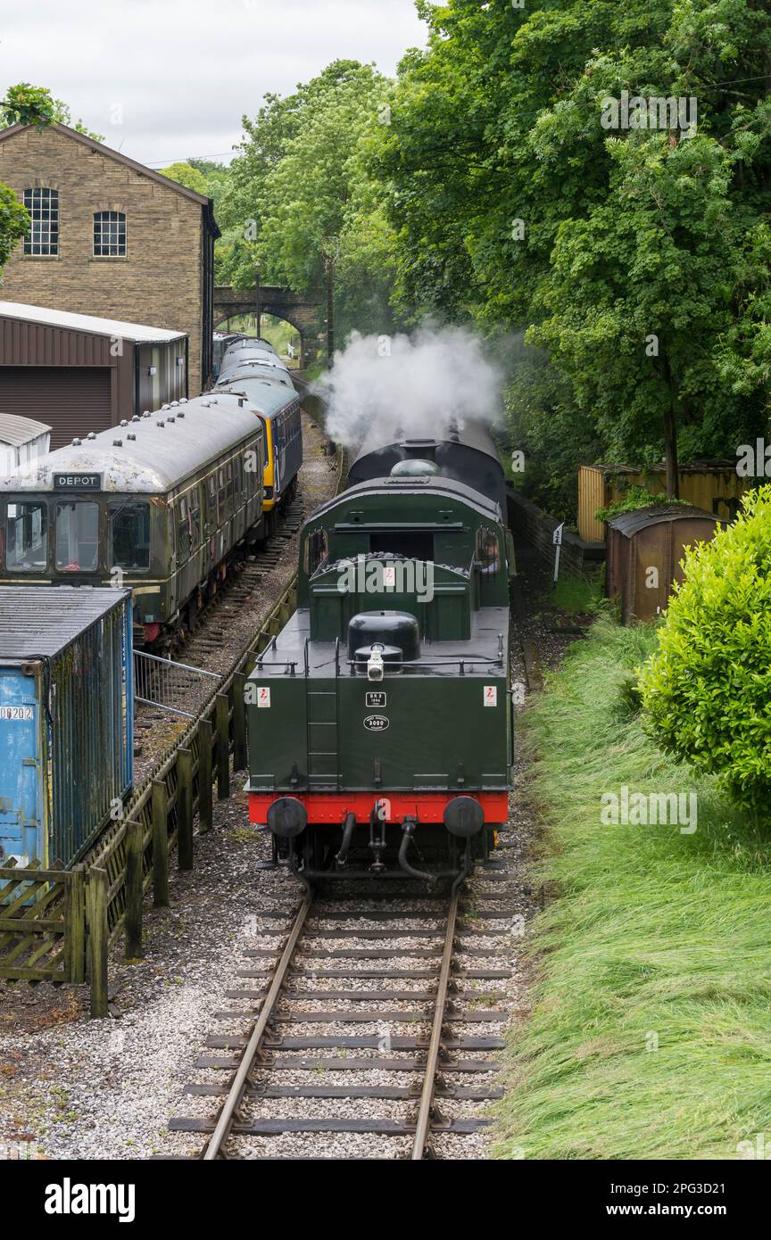 Haworth Station on the Keighley and Worth Valley Railway line, Haworth ...