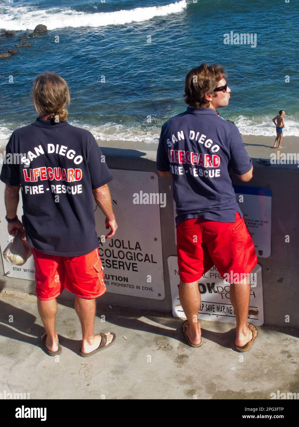 California lifeguards hi-res stock photography and images - Alamy