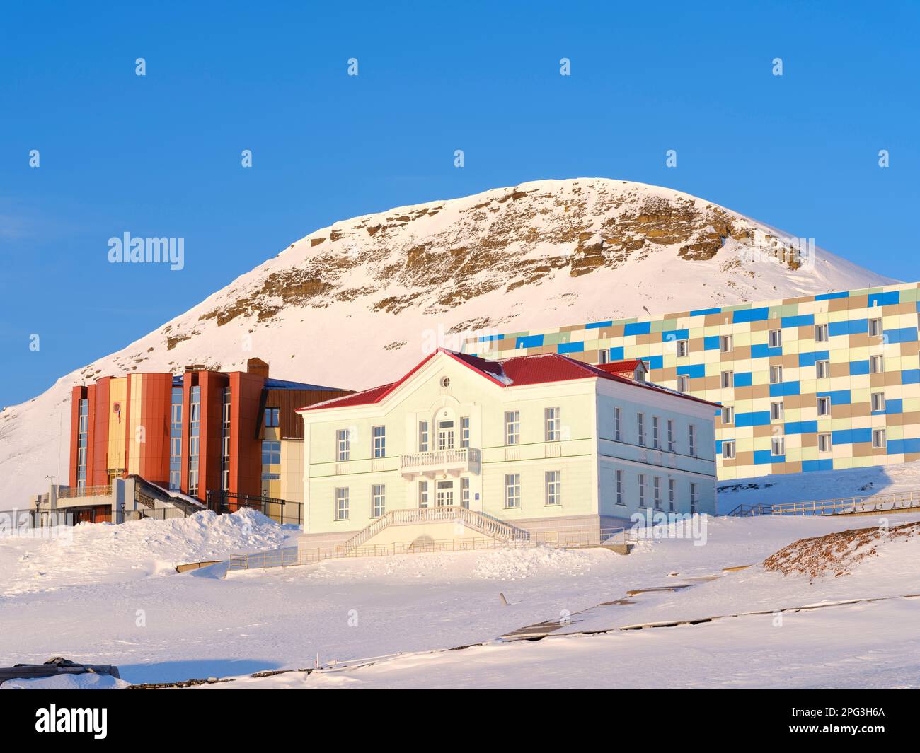 The Museum and the russian Consulate in the background. Russian coal ...