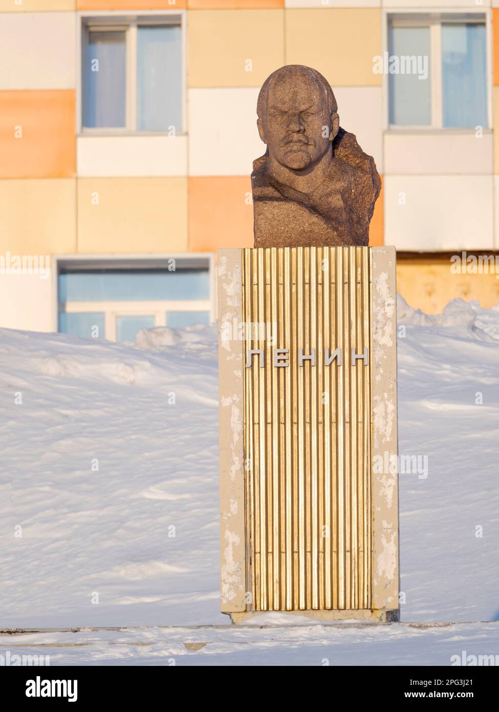 Bust of Lenin. Russian coal mining town Barentsburg at fjord ...