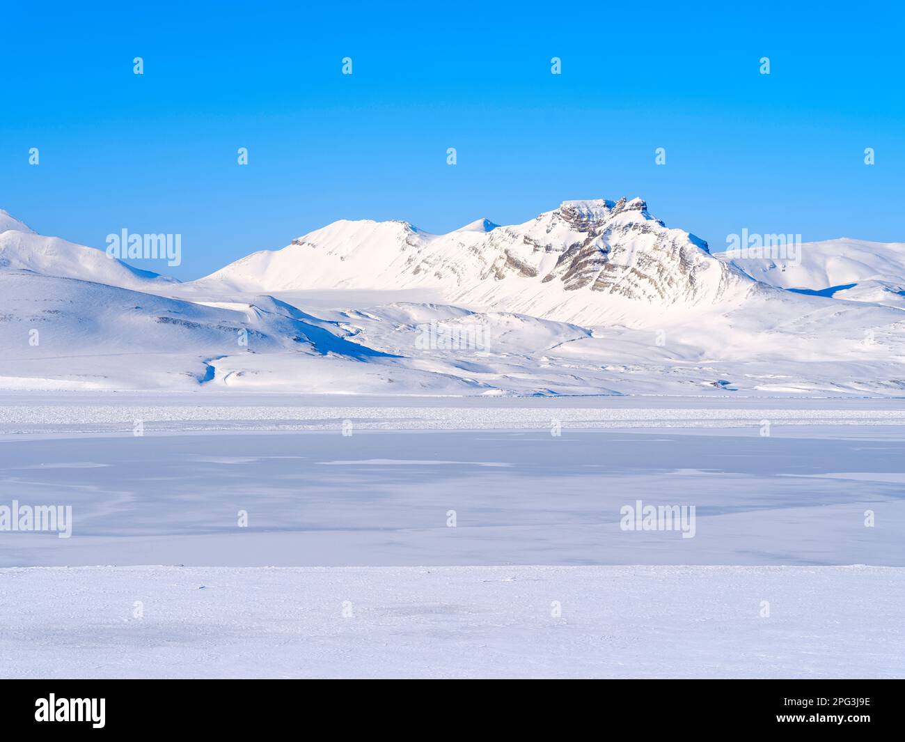 Landscape at frozen Groenfjorden, Island of Spitsbergen, part of ...