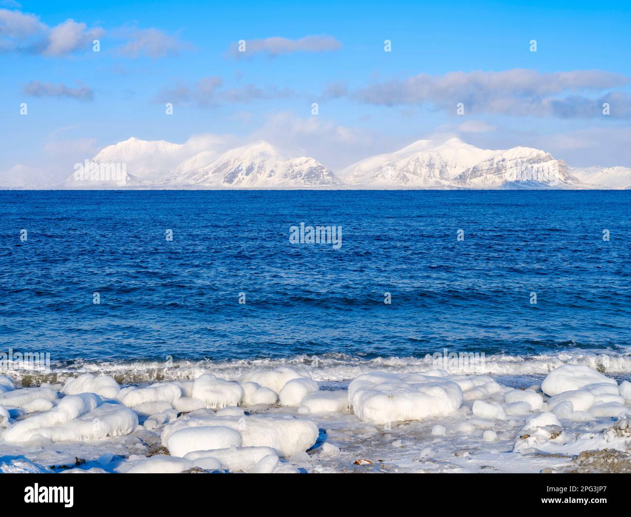 Coast near Kapp Linne at fjord Isfjorden near Isfjord Radio, Island of ...