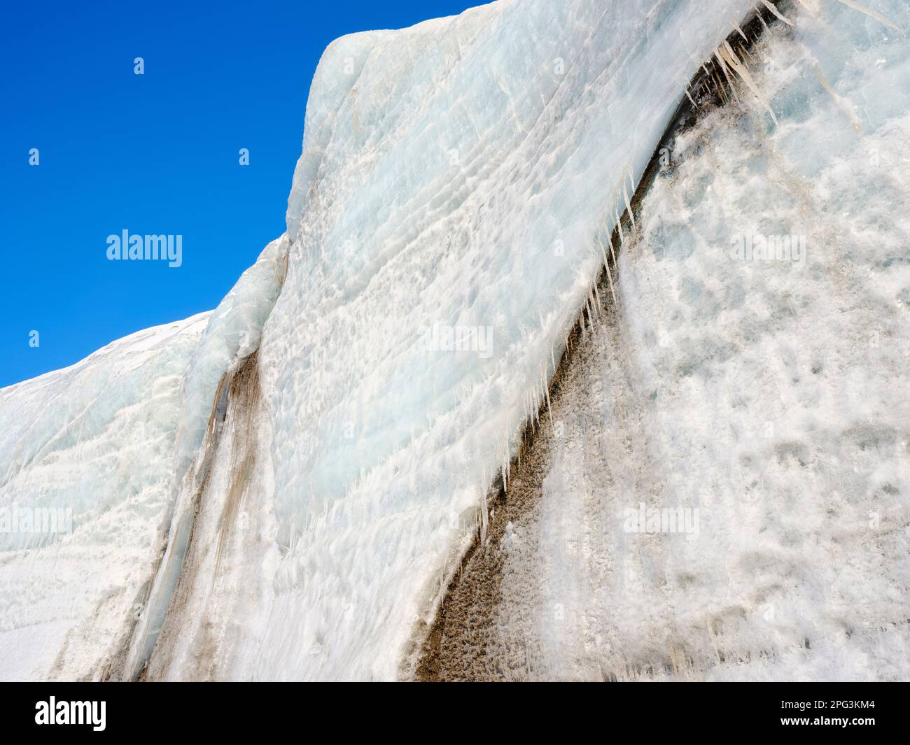 Glacier front of Fridtjovbreen. Landscape in Van Mijenfjorden National ...