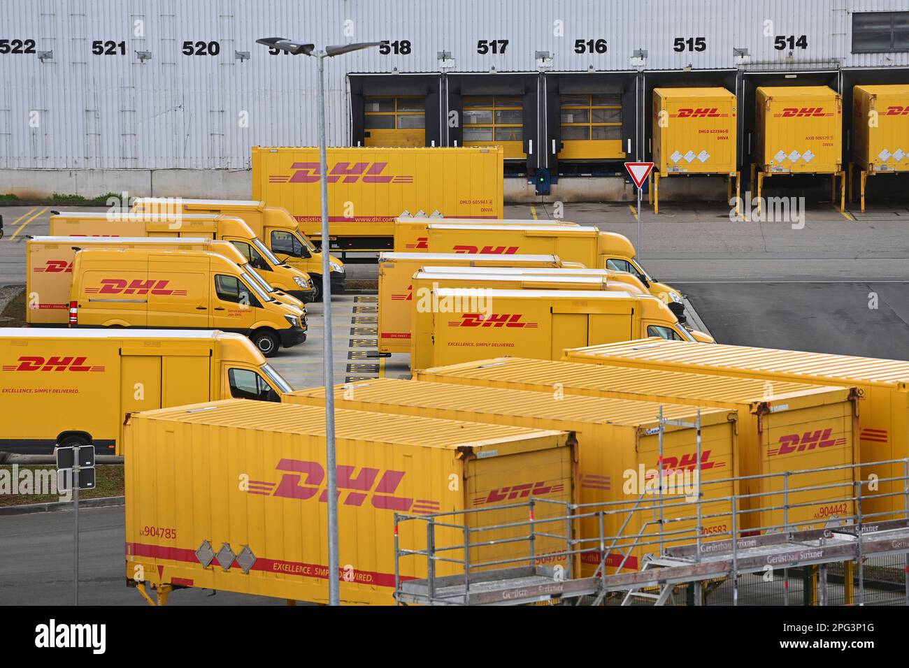 Deutsche Post DHL puts Germany's largest parcel location into operation ...