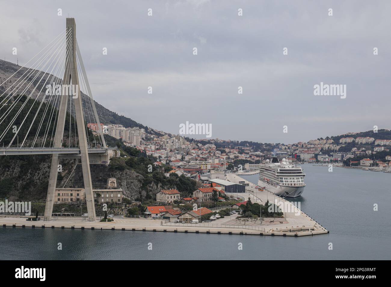 Cruiser Viking Sky sailed into the port of Gruz in Dubrovni, Croatia on ...