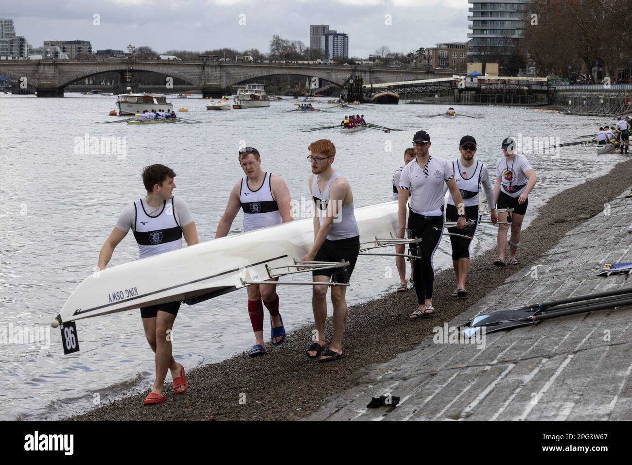 The Head of the River Race, against-the-clock rowing race held annually ...