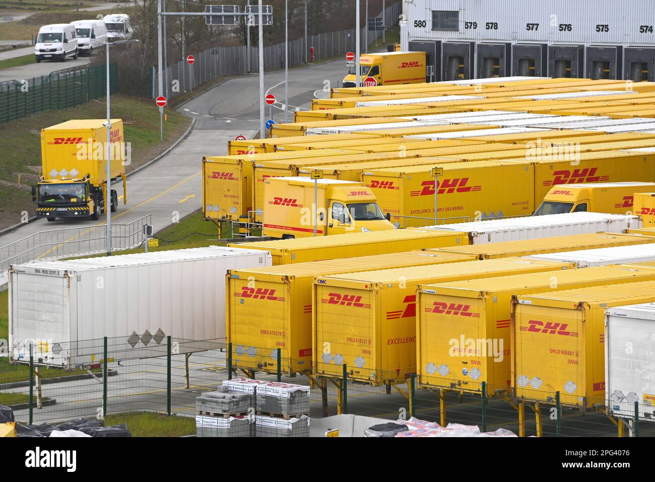 Deutsche Post DHL puts Germany's largest parcel location into operation ...