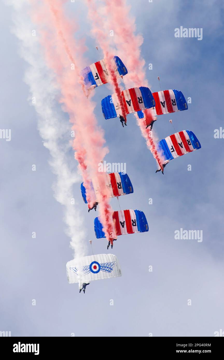 R A F Falcons Parachute Display Team, Shoreham Airshow 2014 Stock Photo ...