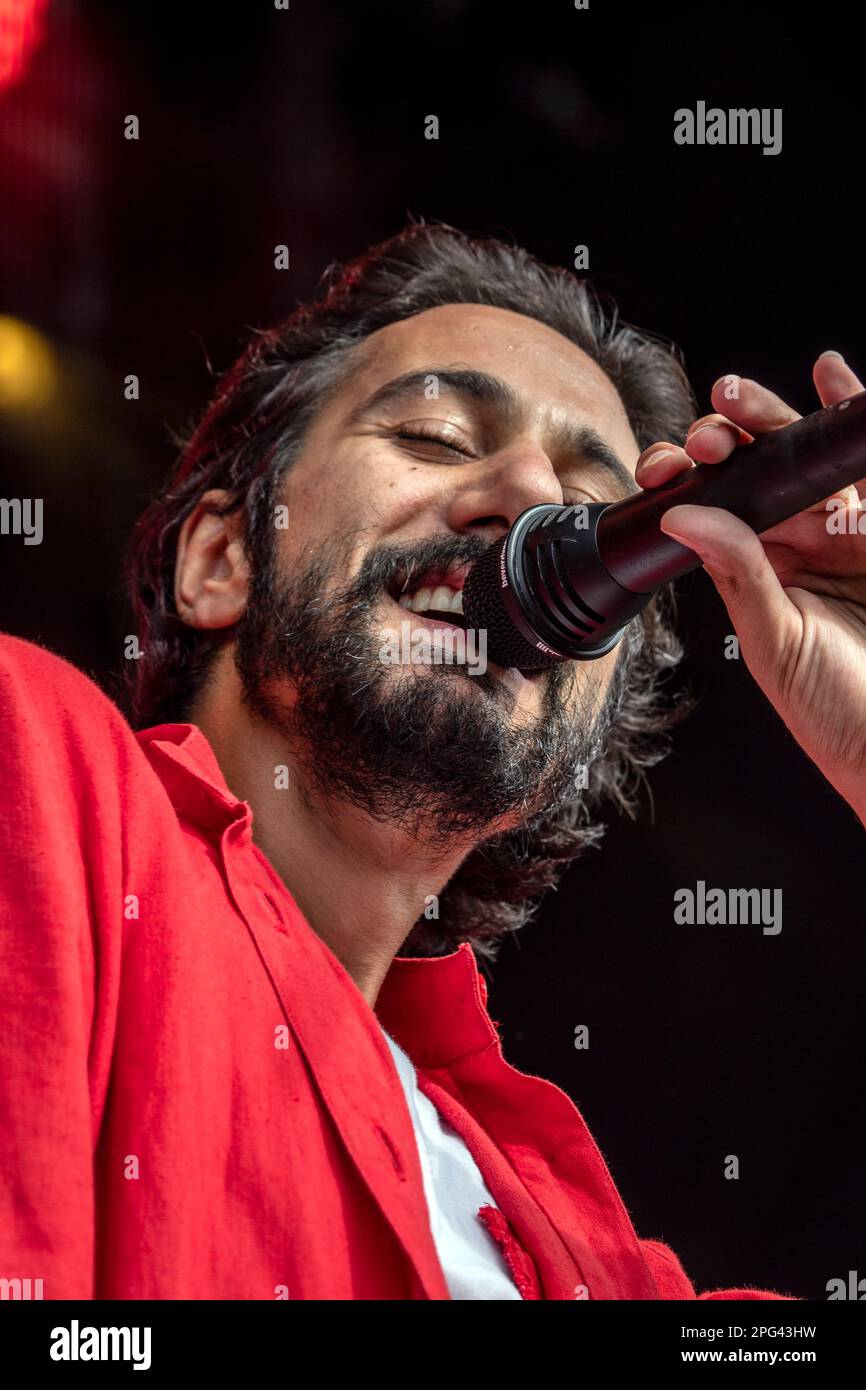 Feu! chatterton hi-res stock photography and images - Alamy