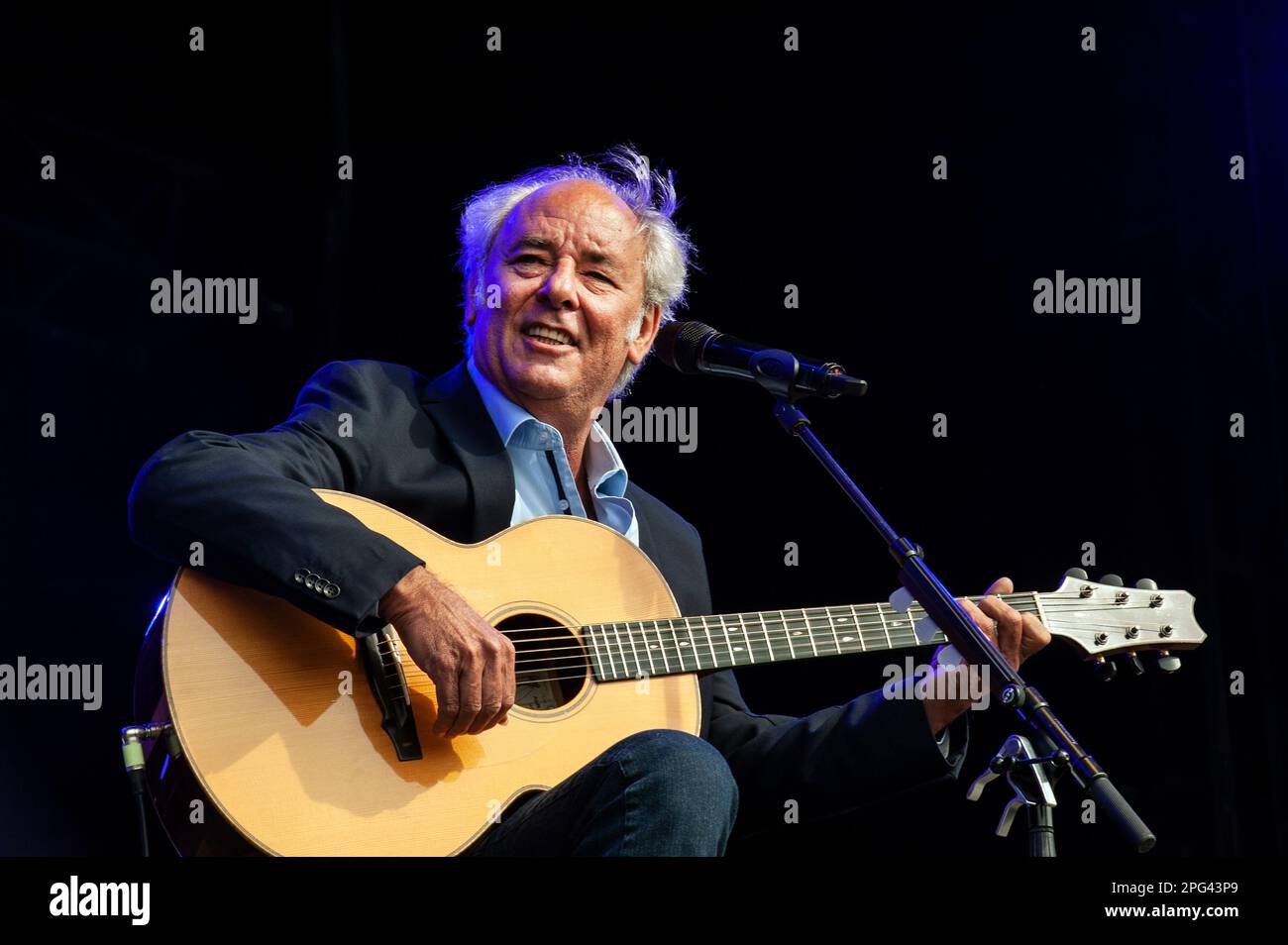 Maxime Le Forestier Stock Photo - Alamy