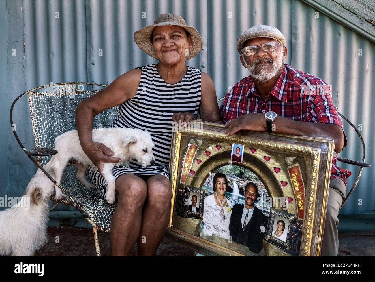 Mullerine and Sydney Kiewiet. Local residents of Herbertsdale. Thet ...