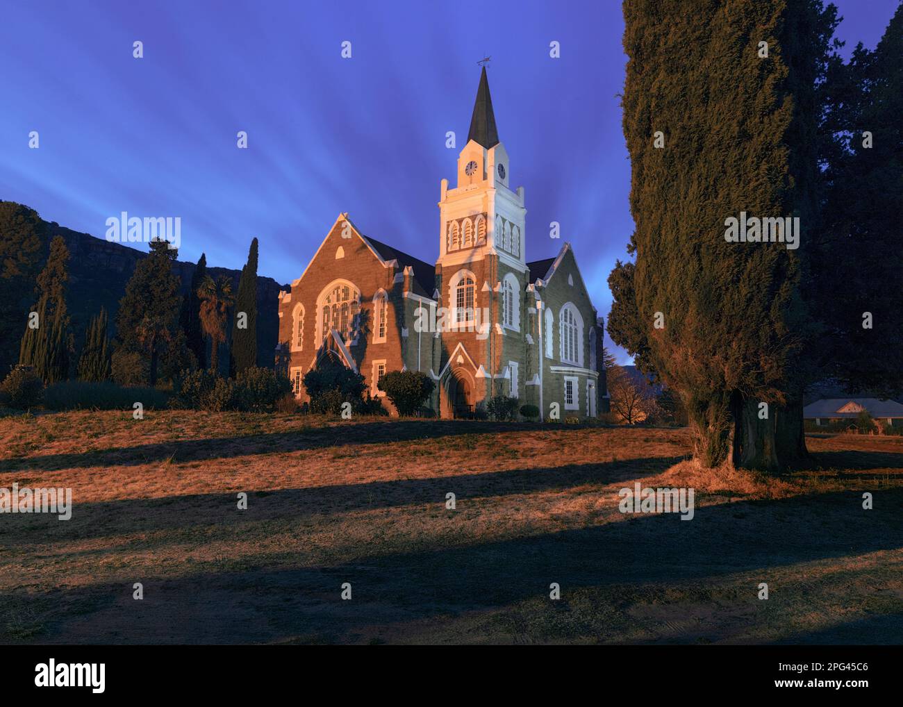 Eliza lucy grey hi-res stock photography and images - Alamy