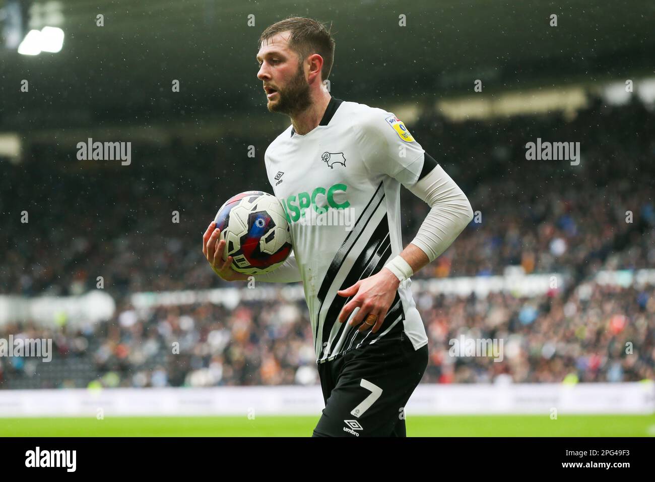 Derby County's Tom Barkhuizen during the Sky Bet League One match at ...