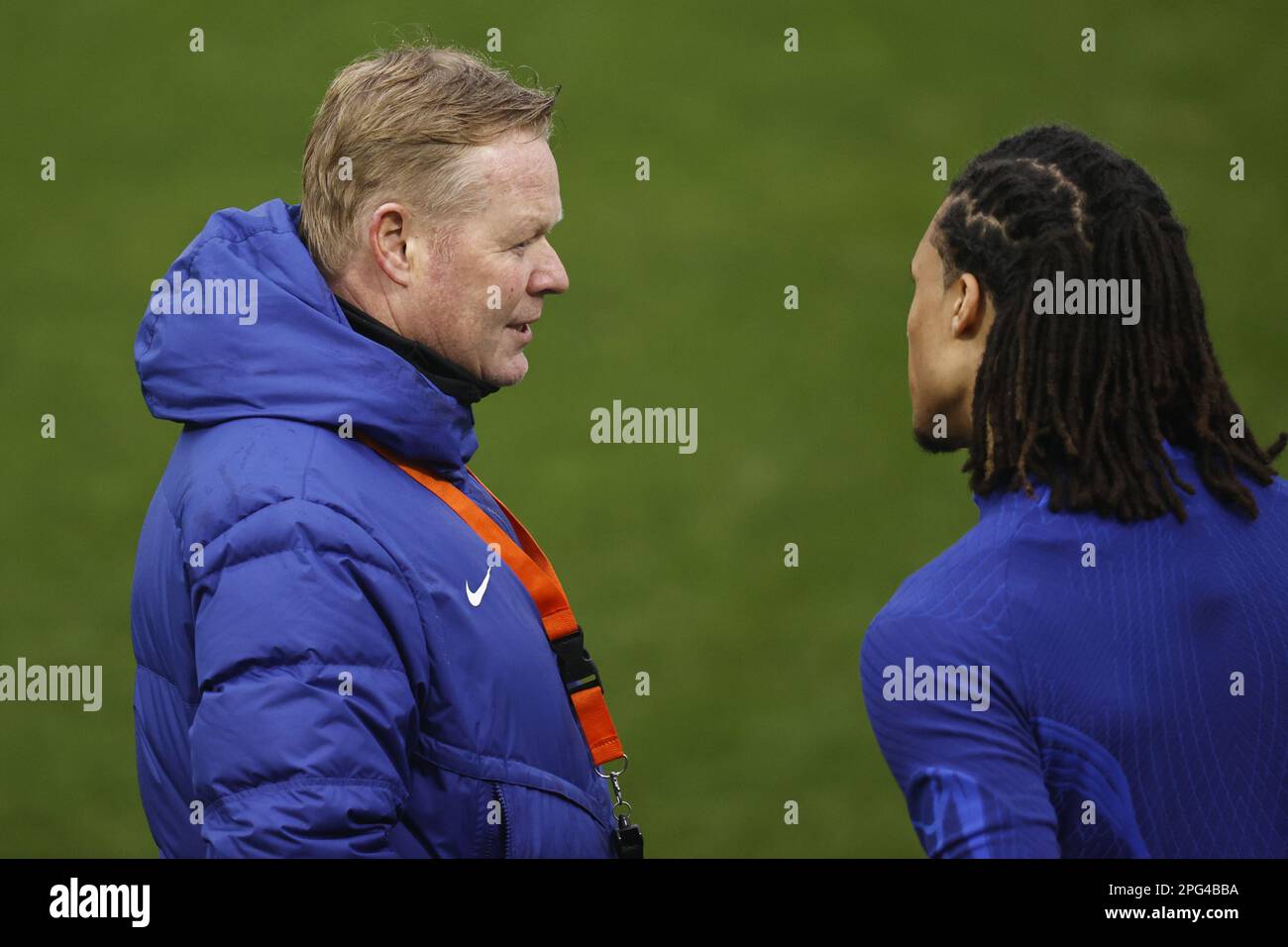 ZEIST - (lr) Holland coach Ronald Koeman, Nathan Ake during a training ...