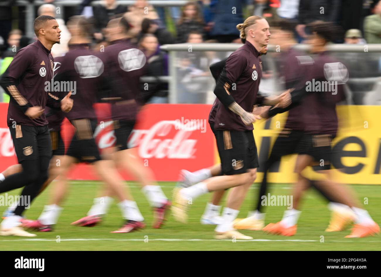 20 March 2023, Hesse, Frankfurt/Main: Soccer: National team, before the ...