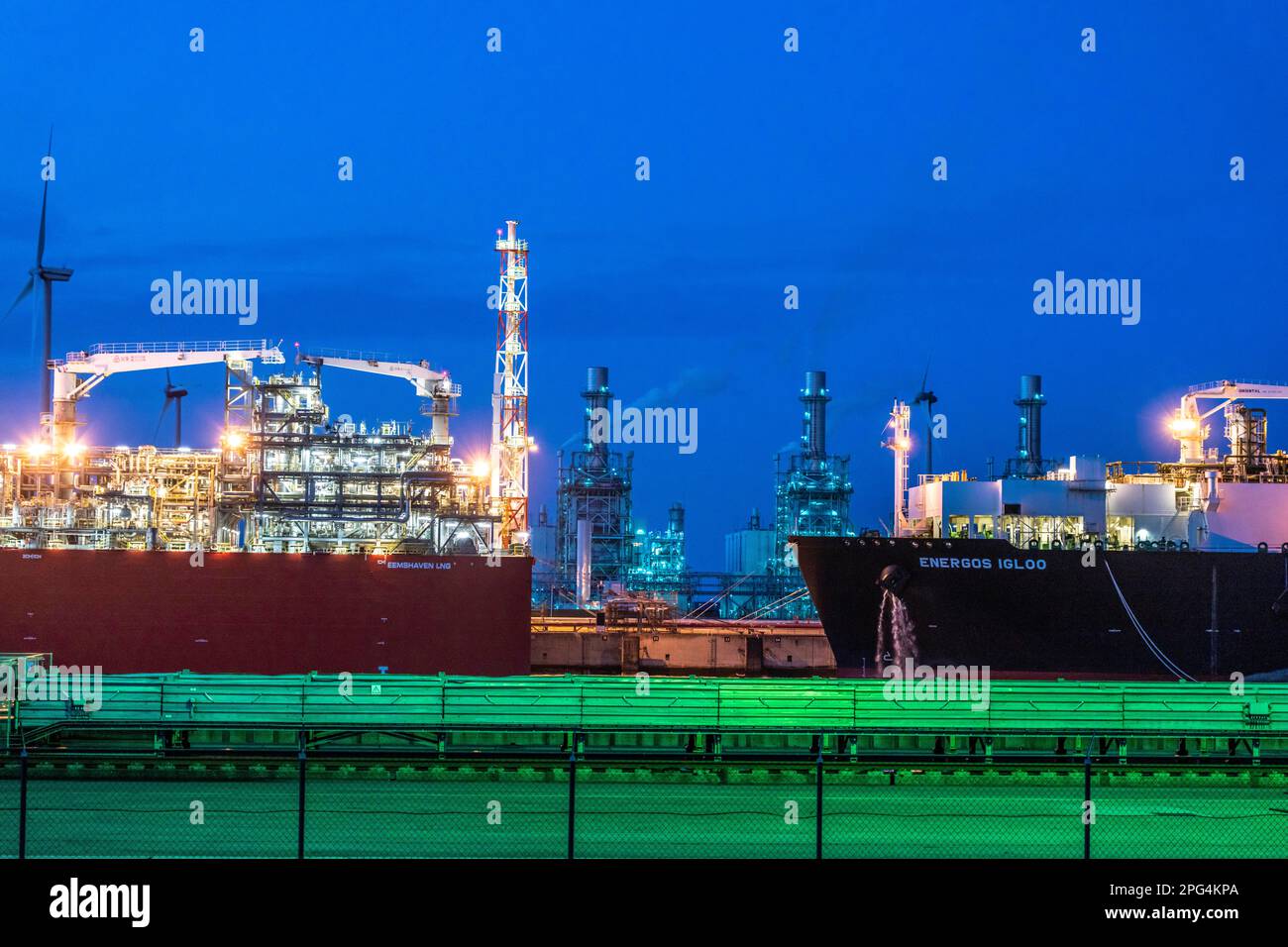 EemsEnergyTerminal, floating LNG terminal in the seaport of Eemshaven ...