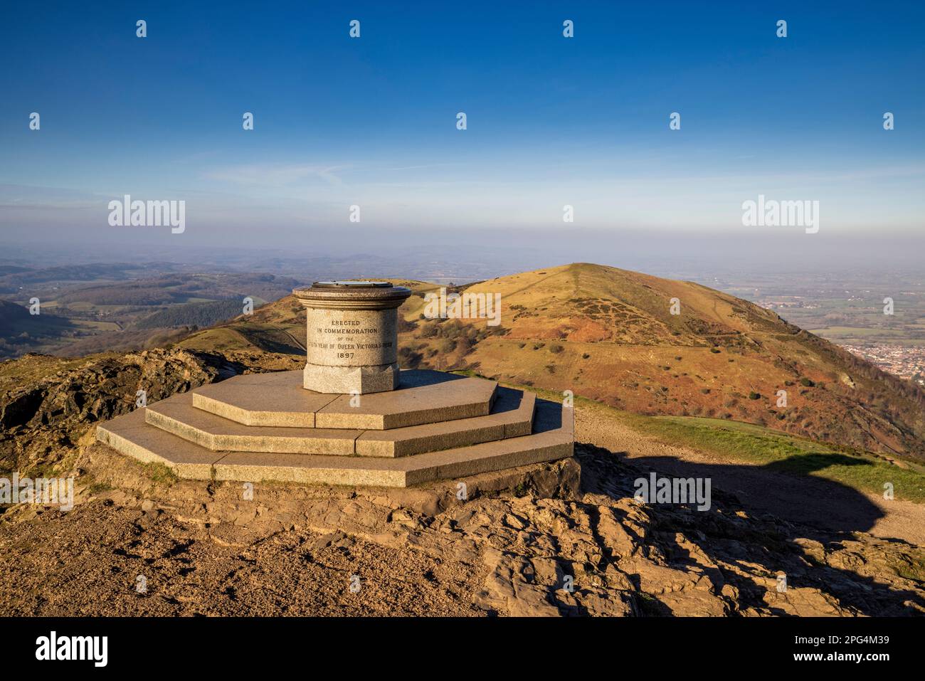 The Worcestershire Beacon Toposcope with North Hill in the background ...