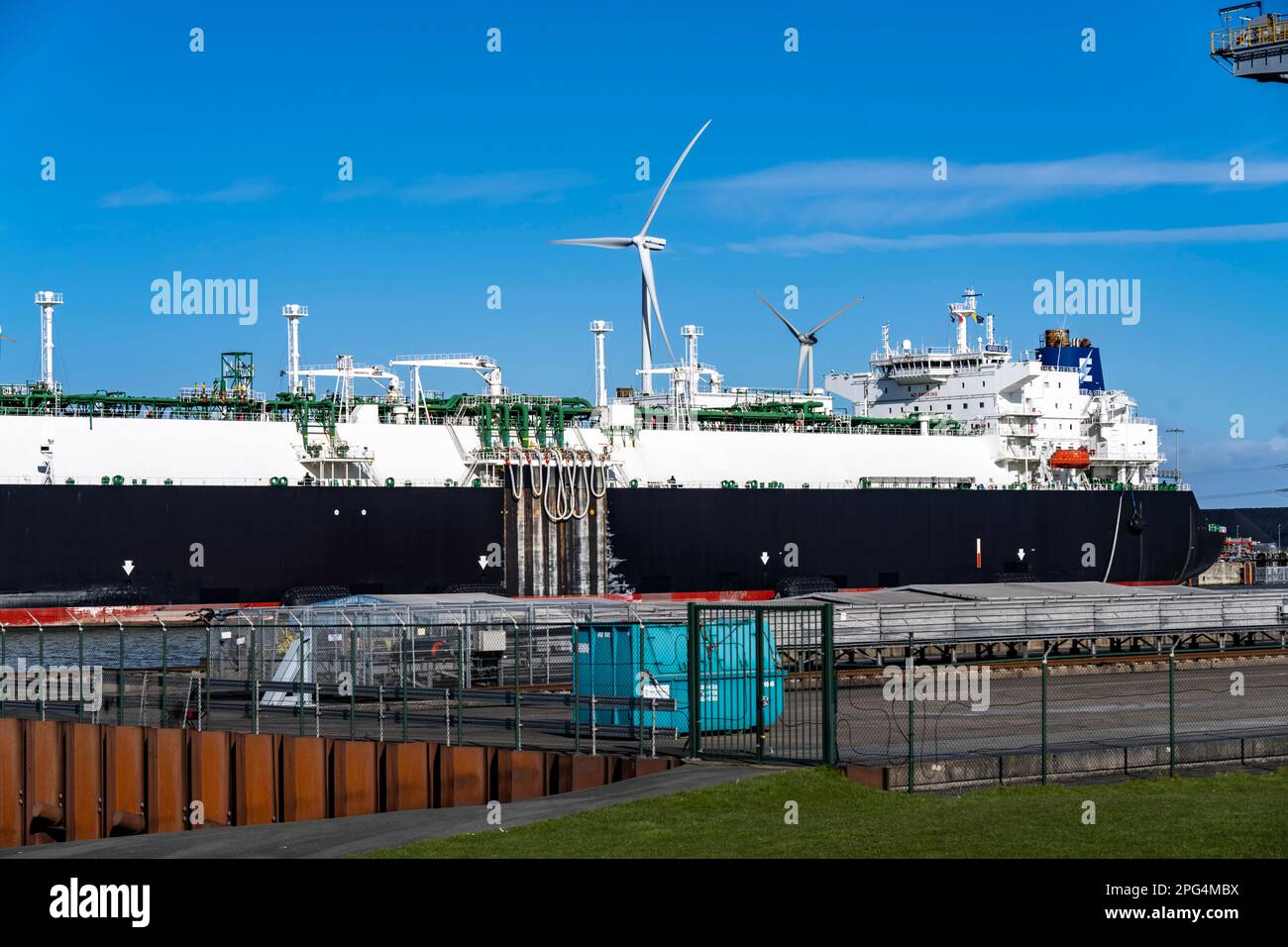 EemsEnergyTerminal, floating LNG terminal in the seaport of Eemshaven ...