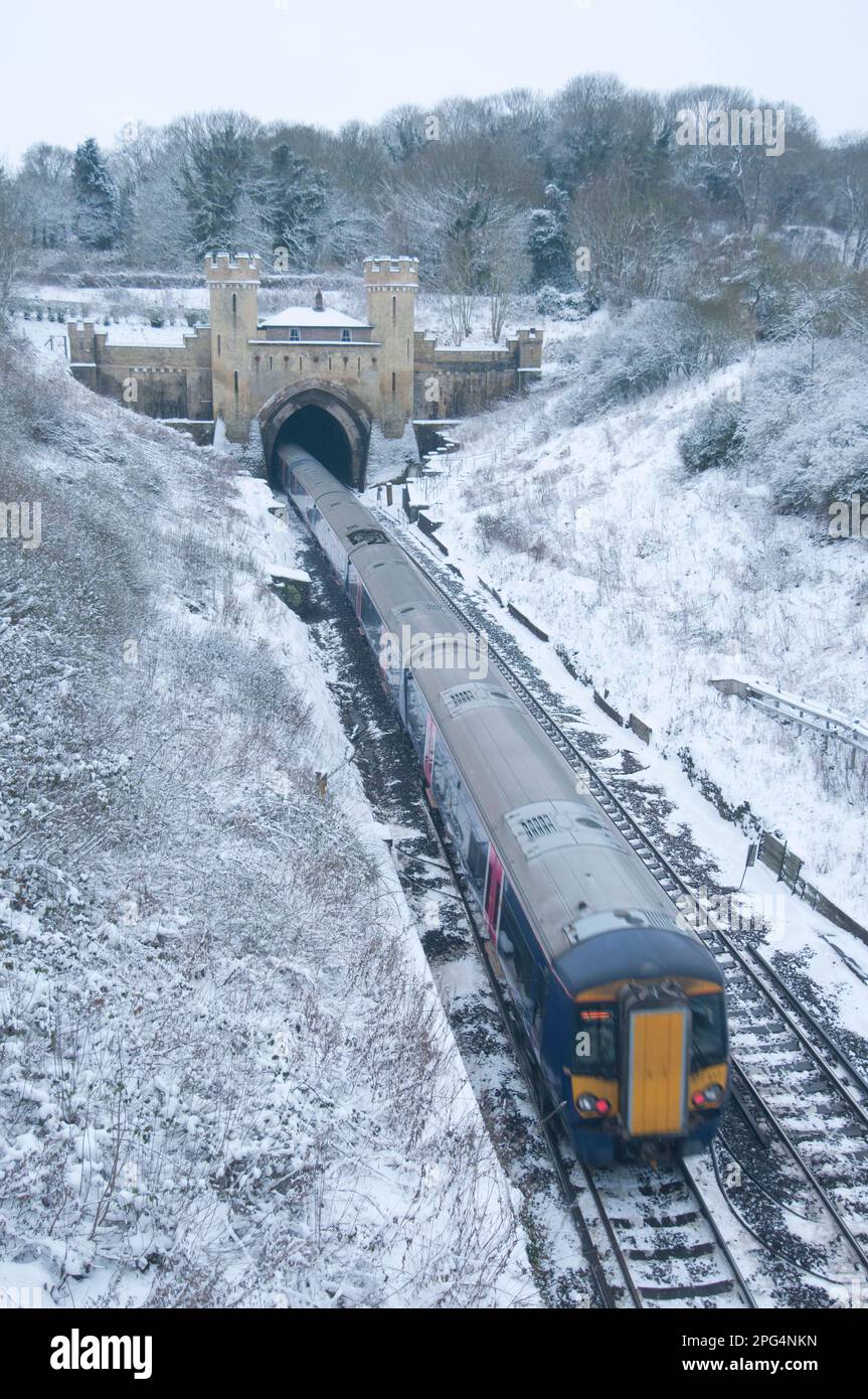 Brighton line hi-res stock photography and images - Alamy