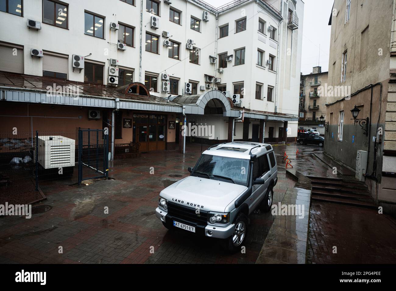Ivano-Frankivsk, Ukraine - March, 2023: Land Rover Discovery 2 in rainy ...