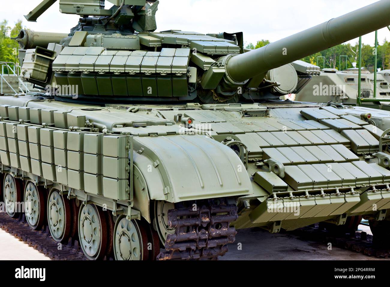 Main battle tank with reactive armour Stock Photo - Alamy