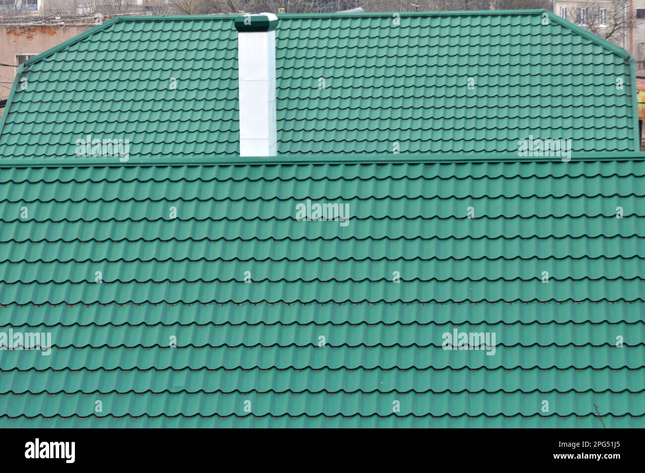 Modern tiled roof metal hi-res stock photography and images - Alamy