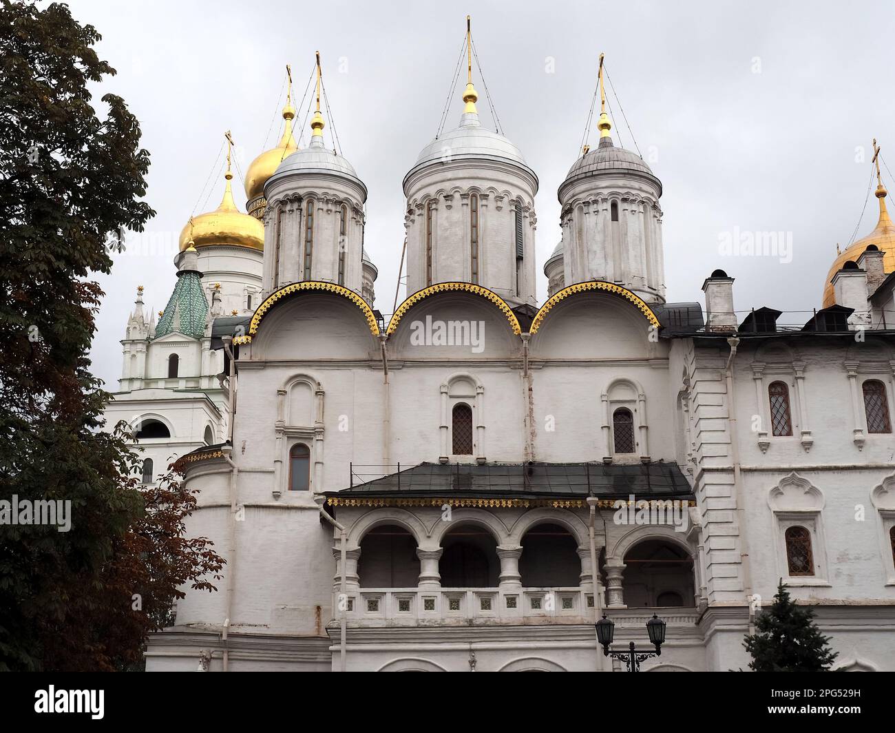 The Patriarchal Chambers and the Church of the Twelve Apostles, Kremlin ...