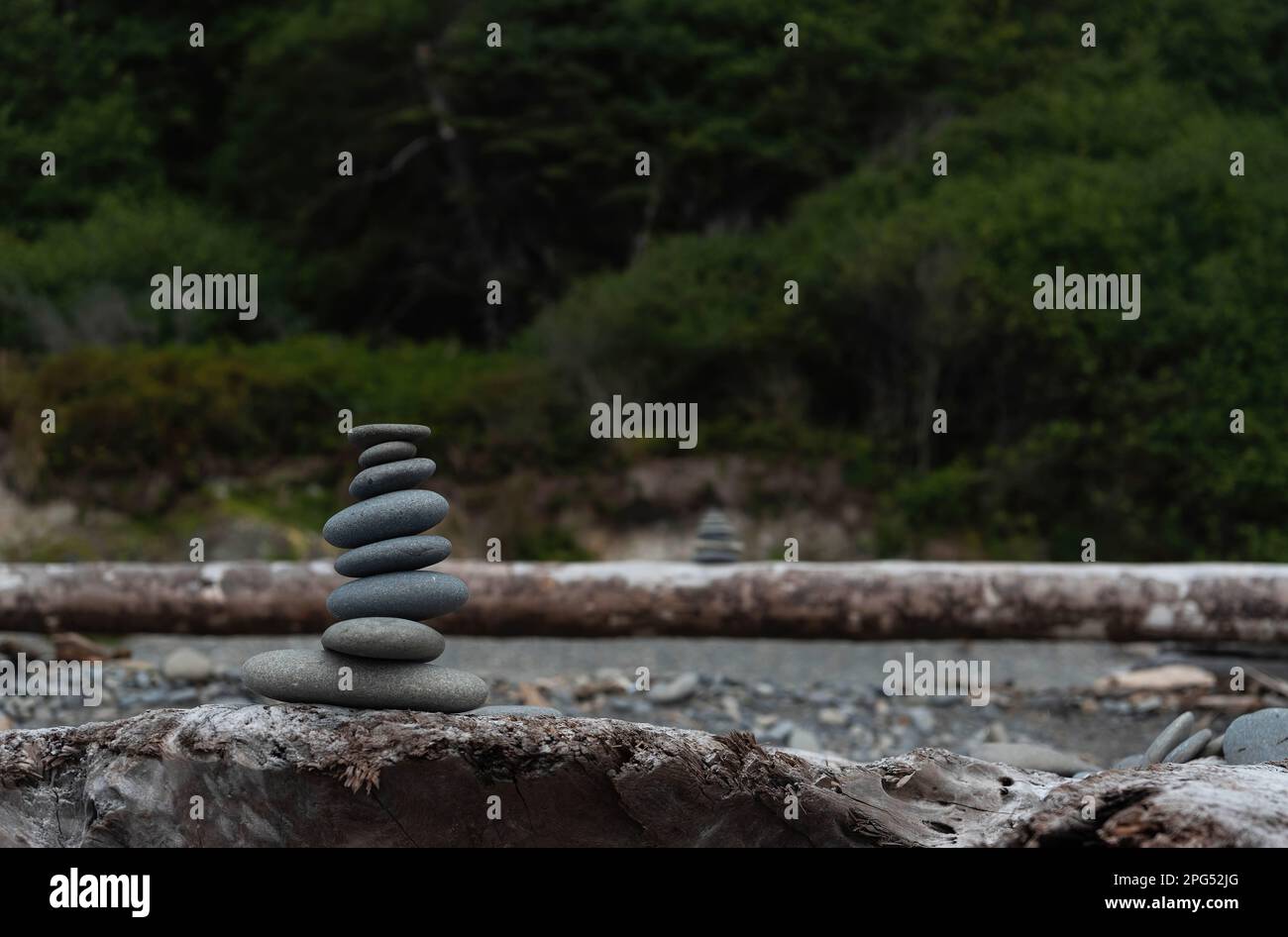 Smokey rocks hi-res stock photography and images - Alamy