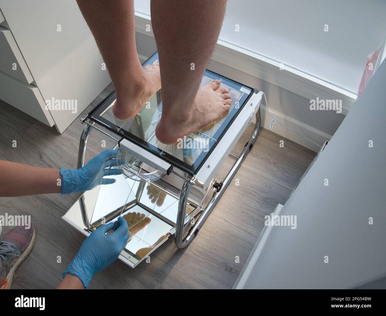 Podiatrist student hi-res stock photography and images - Alamy