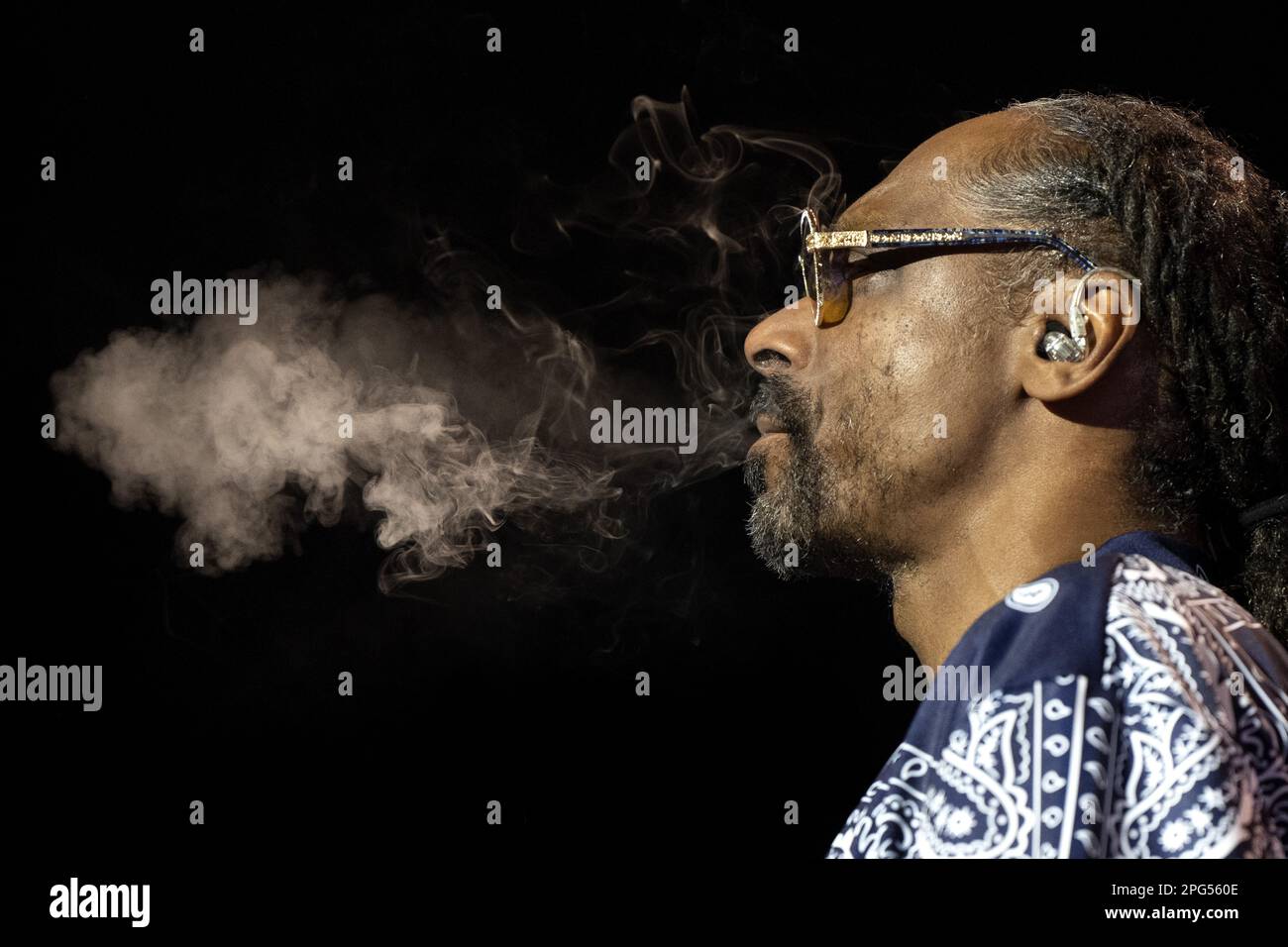 AMSTERDAM - American rapper Snoop Dogg during his performance in the ...