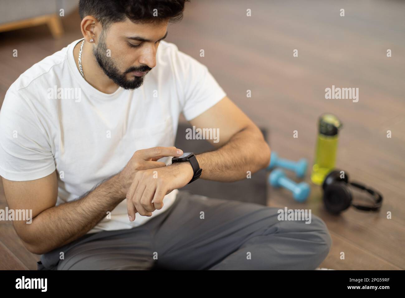 Resting heart beat hi-res stock photography and images - Alamy