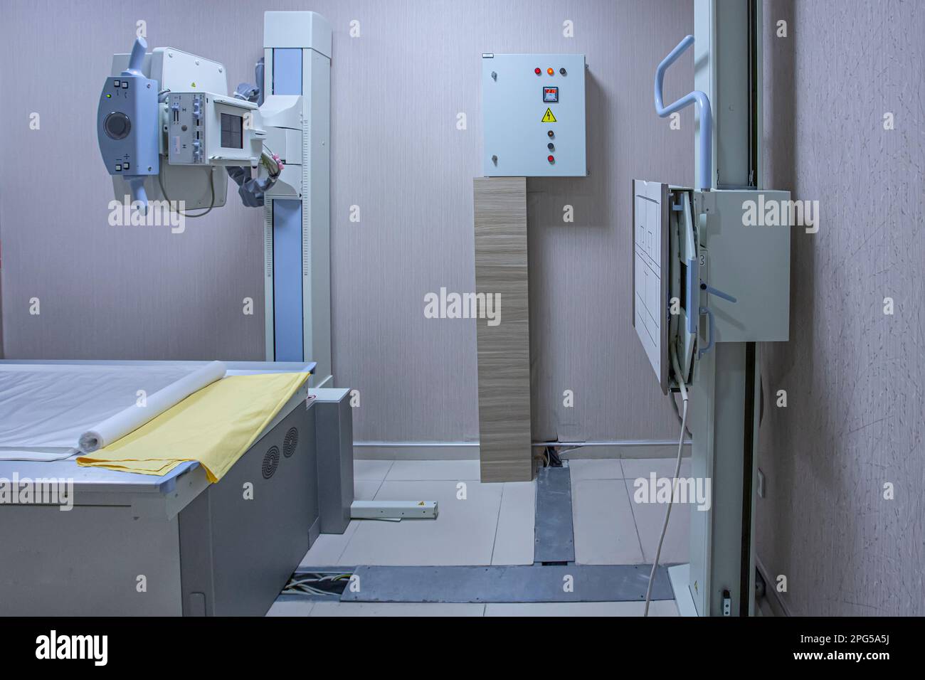 Radiology Device. x-ray machine at the hospital, An irradiated ...