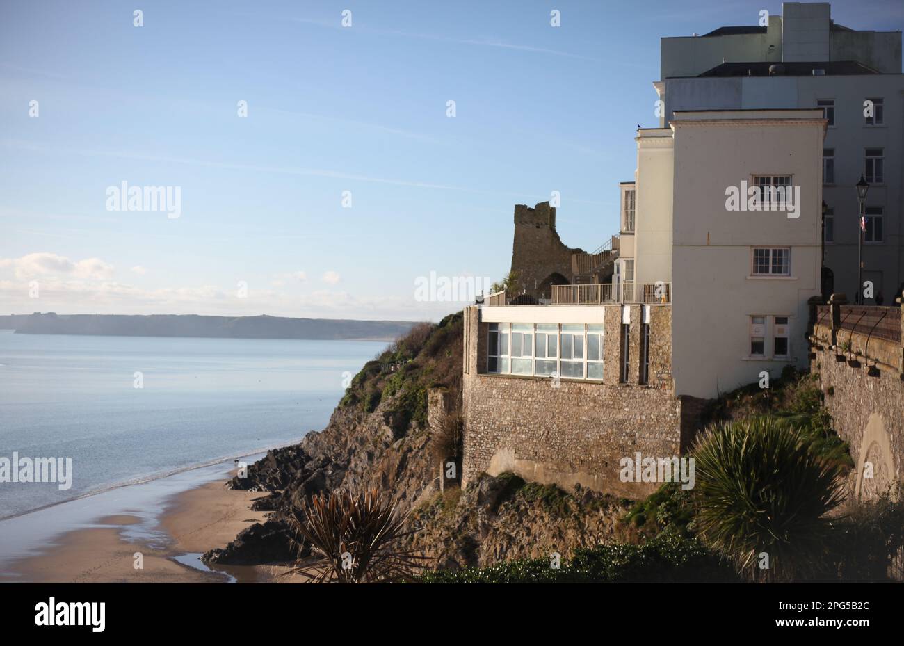 Cliffside architecture hi-res stock photography and images - Alamy