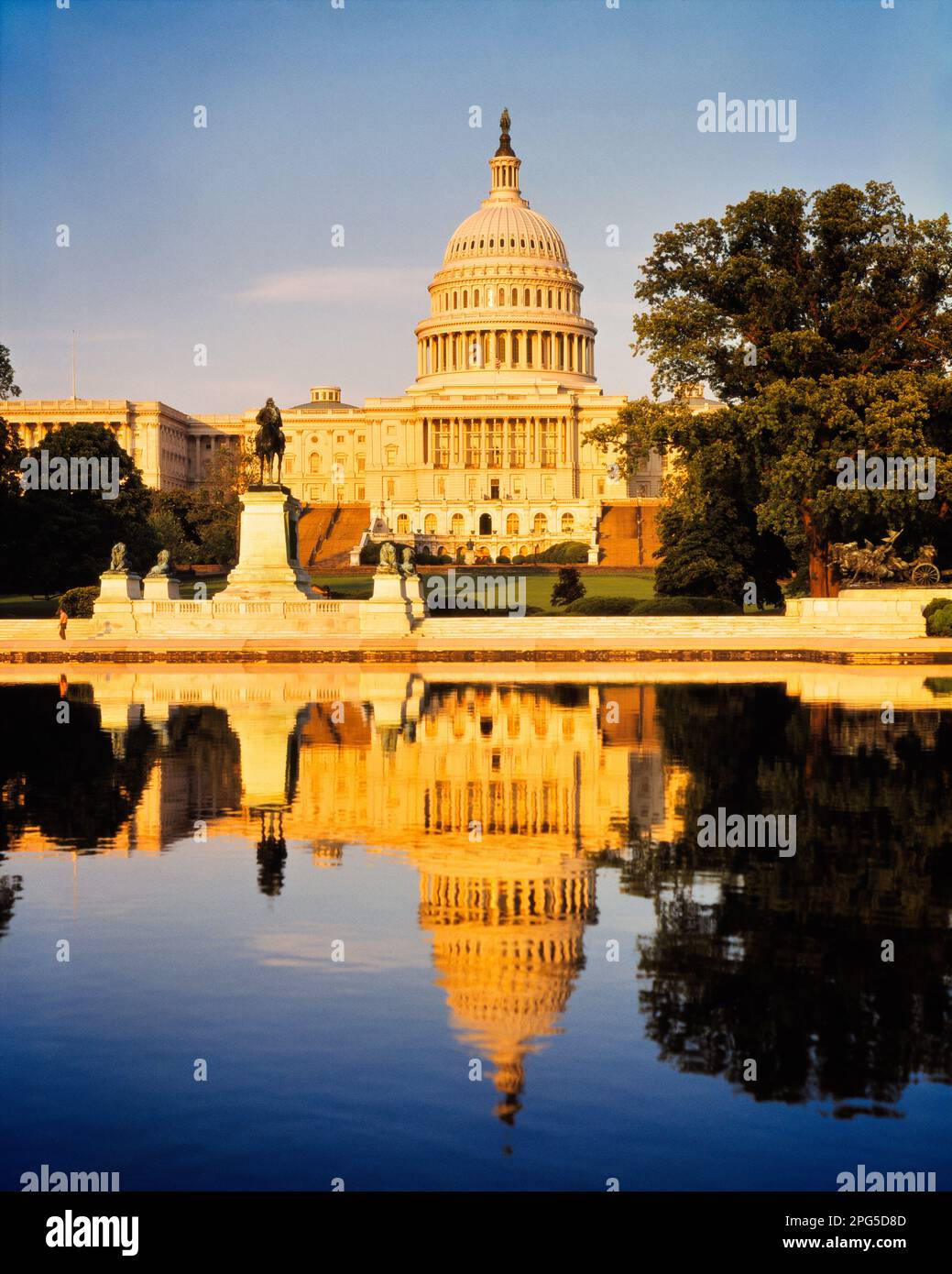 1980s 1990s DOME AND CAPITOL BUILDING REFLECTED IN CAPITOL HILL POND IN ...