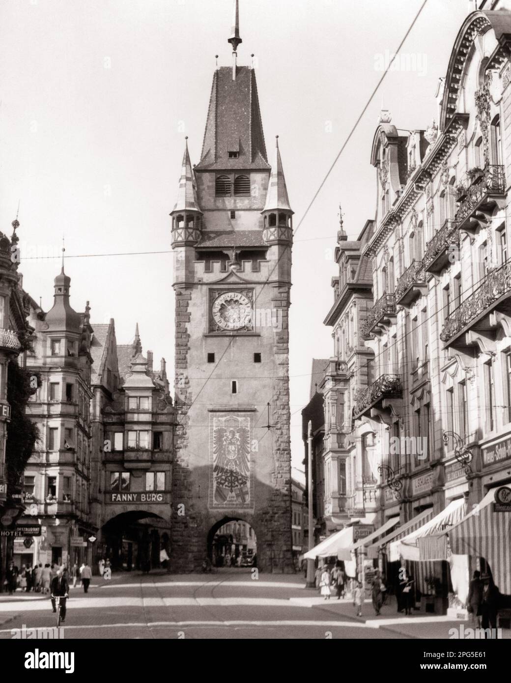 Germany 1930s buildings hi-res stock photography and images - Alamy