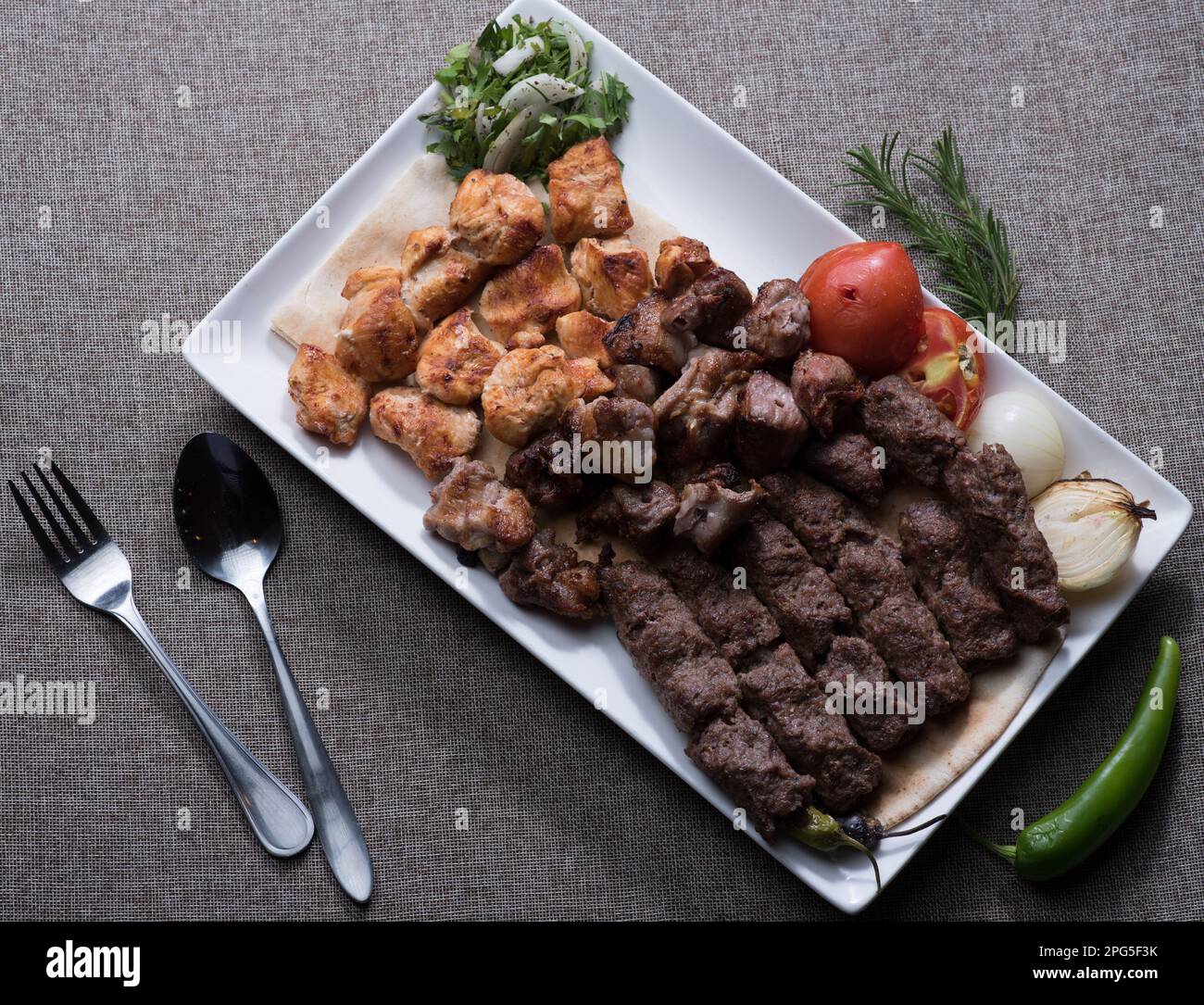 Mixed barbecue Plate Stock Photo - Alamy
