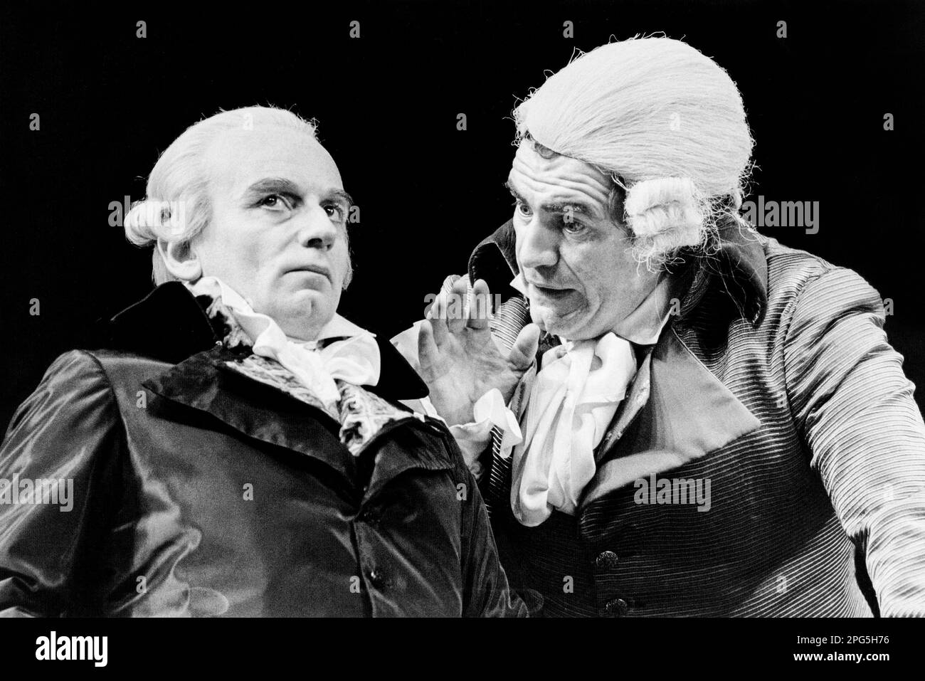 l-r: Ian McDiarmid (Maximilien Robespierre), Brian Cox (Georges-Jacques ...