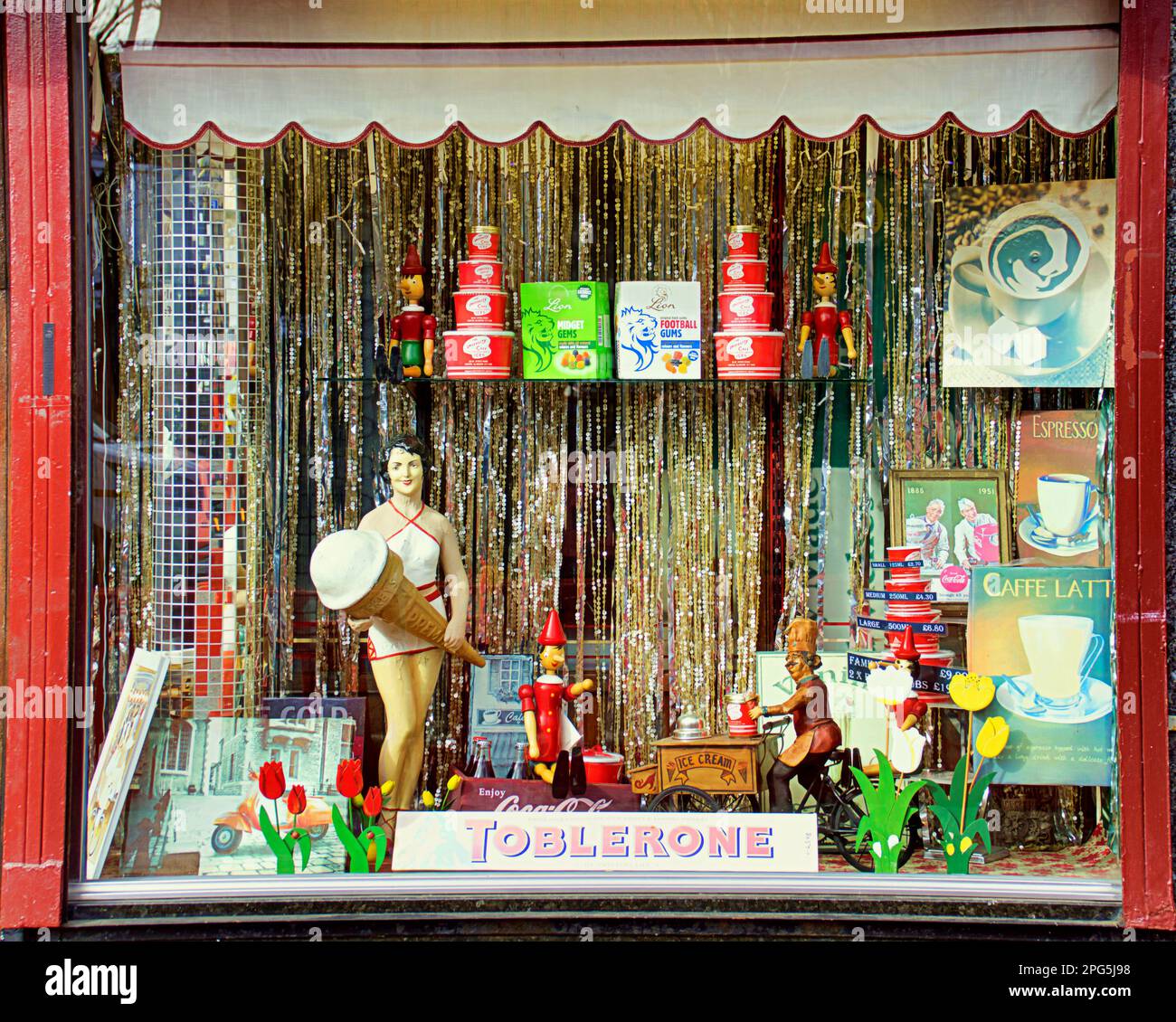 The university cafe on byres road west end of Glasgow, Scotland, UK ...