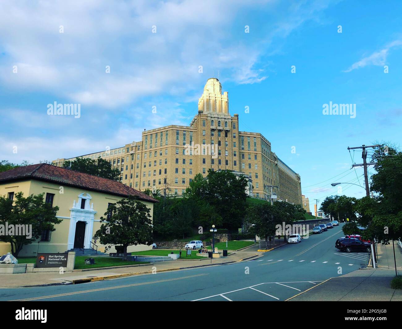 City collections hi-res stock photography and images - Alamy