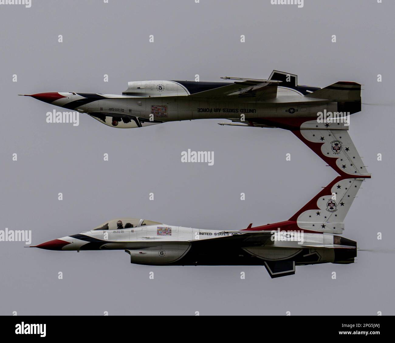 The United States Air Force Air Demonstration Squadron "Thunderbirds ...